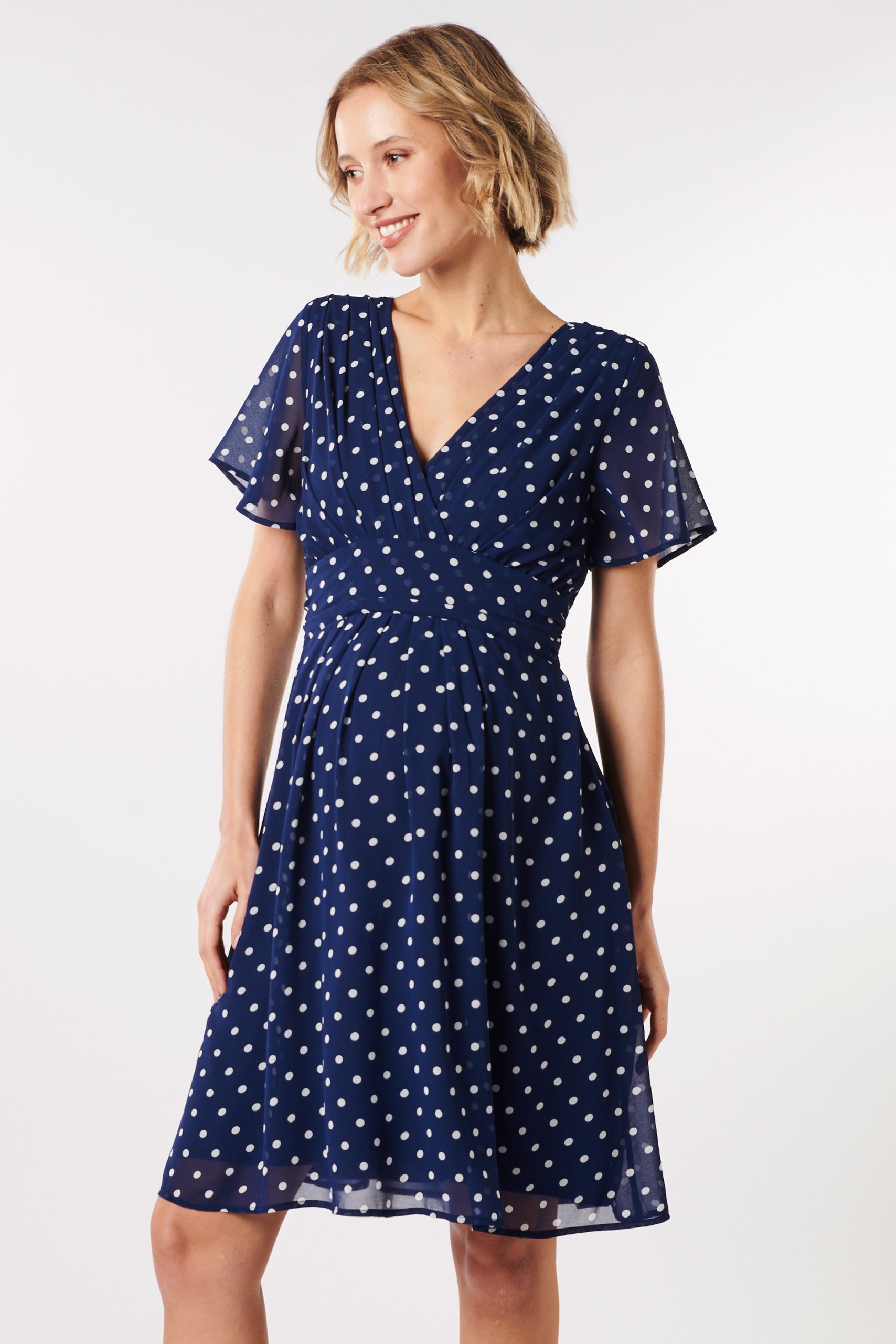 Chiffon maternity and nursing dress with polka dots – Mamarella GmbH