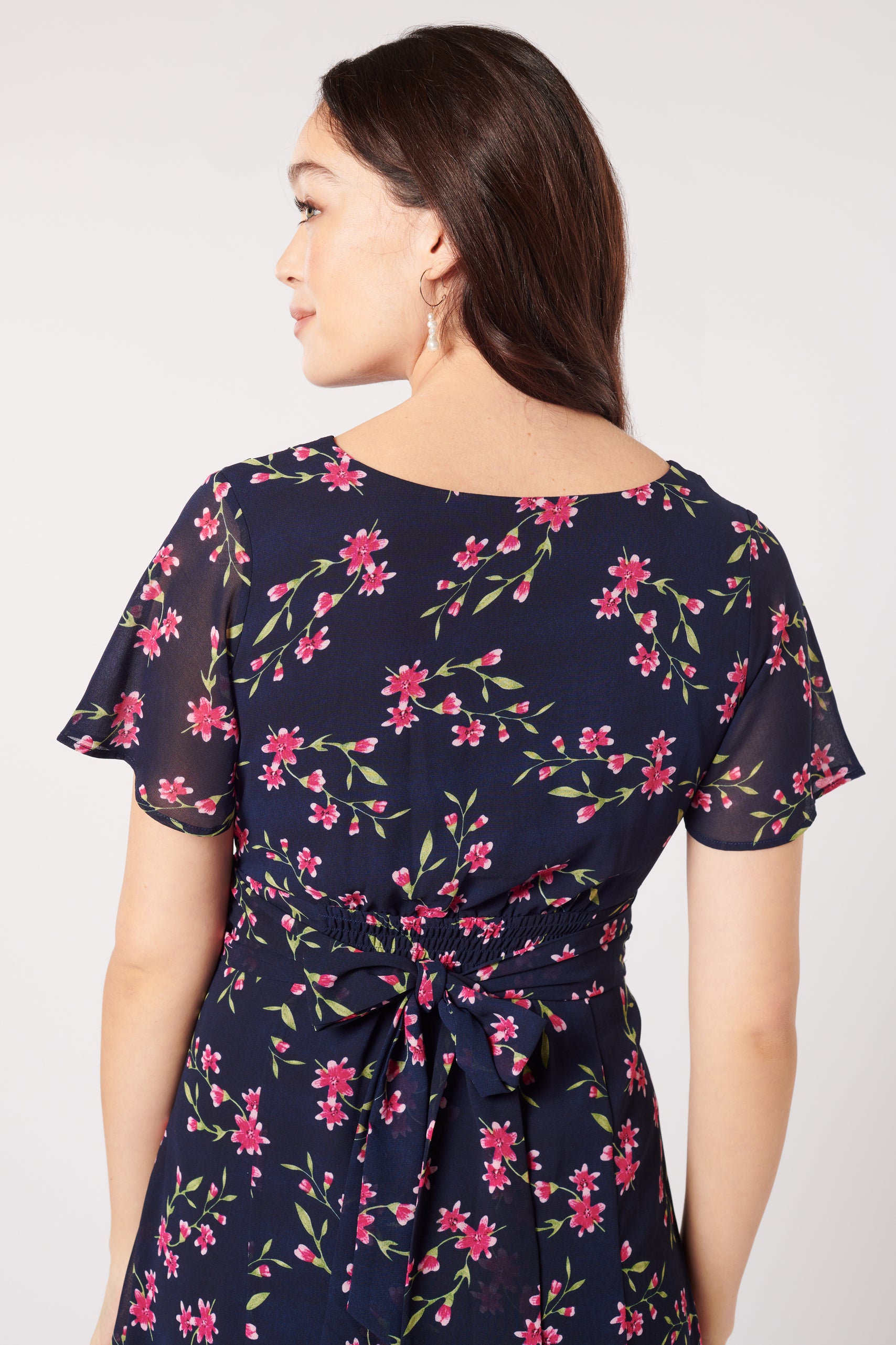 Chiffon Umstands- und Stillkleid mit Blumen Print – Mamarella GmbH