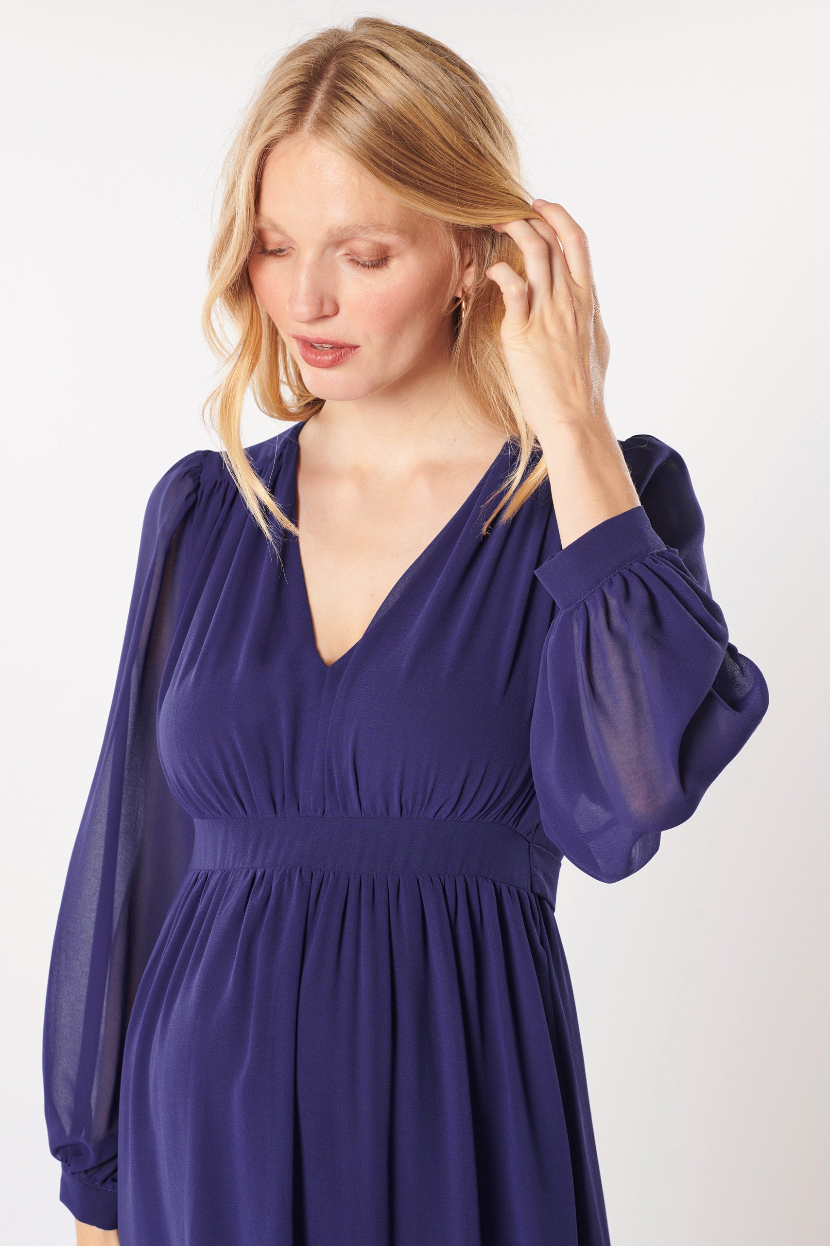 Chiffon maternity dress with puff sleeves, navy – Mamarella GmbH