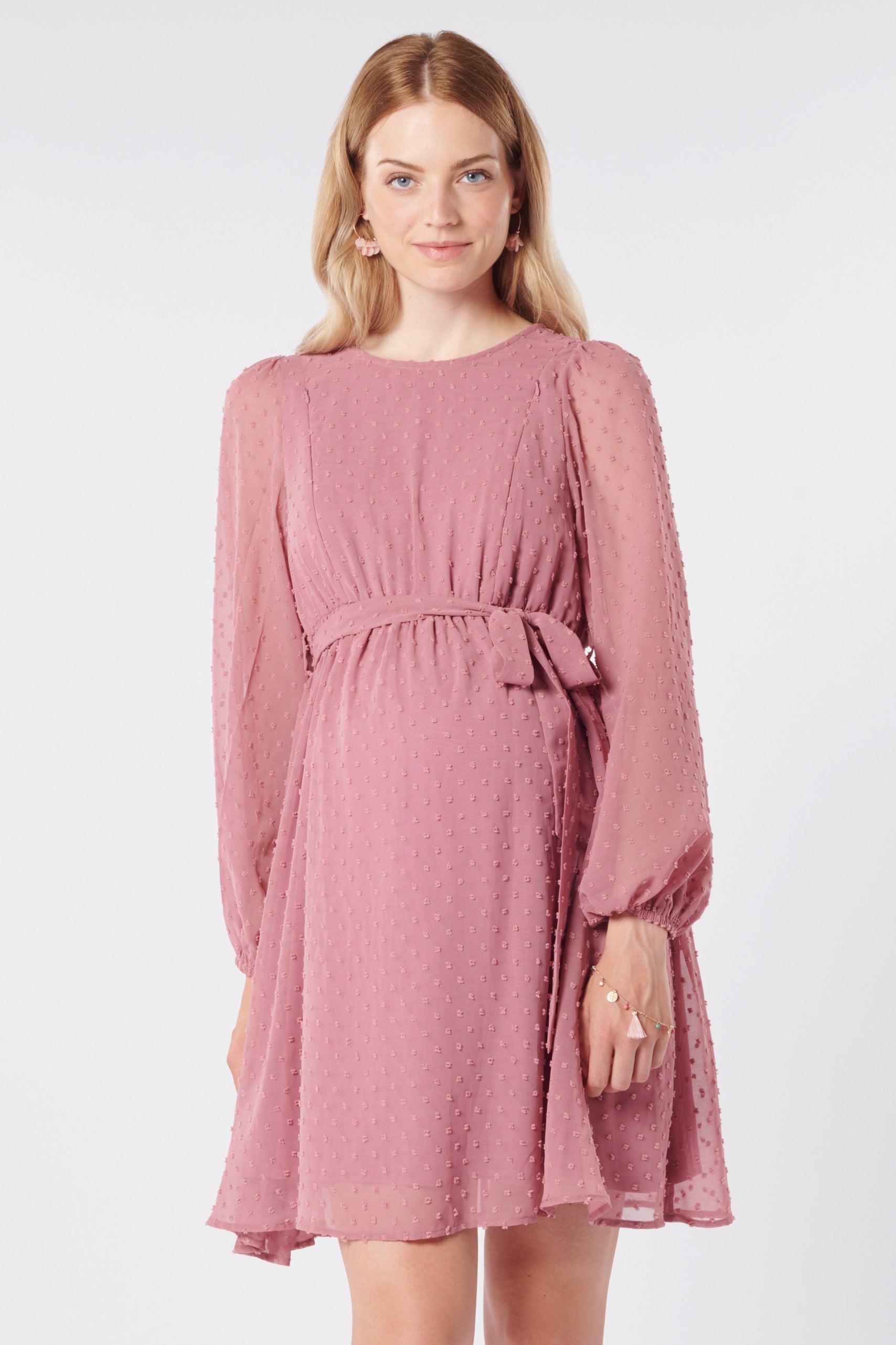 Pünktchen Chiffon Umstands- und Stillkleid altrosa – Mamarella GmbH