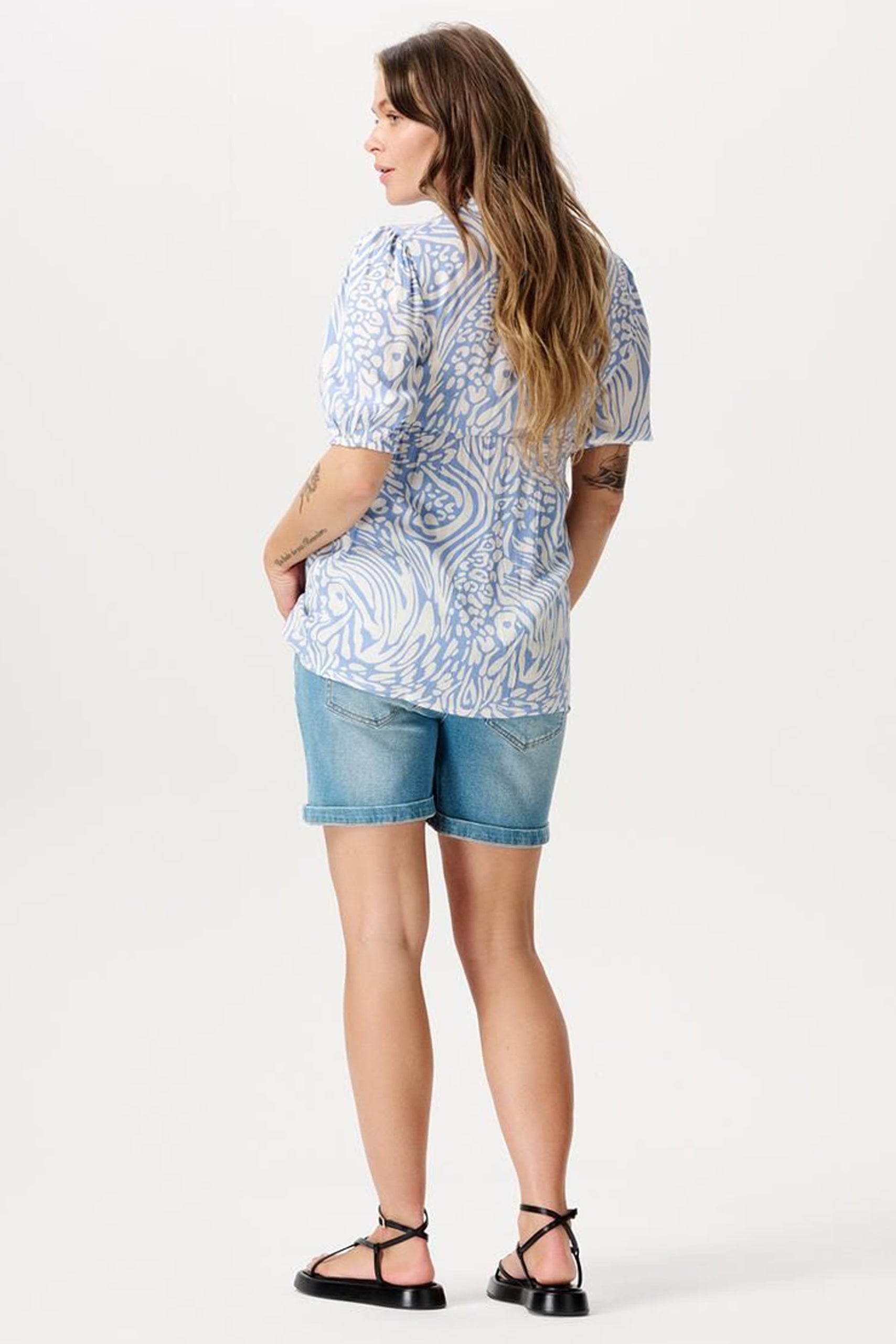 Maternity and nursing blouse with puff sleeves and print – Mamarella GmbH